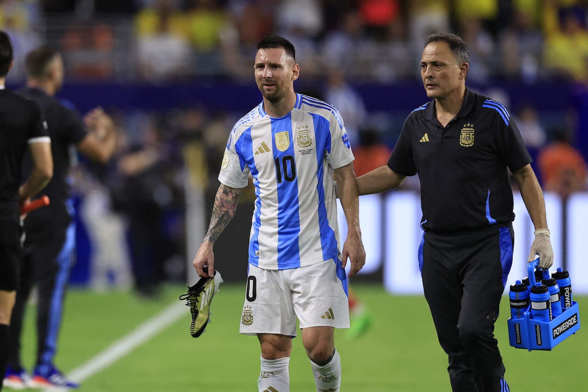 Messi left everything out on the pitch in the Final against Colombia ...